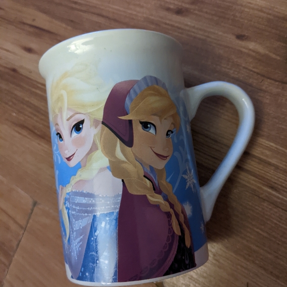 Disney | Dining | Disney 26 Frozen Elsa Anna Olaf Ceramic Mug | Poshmark